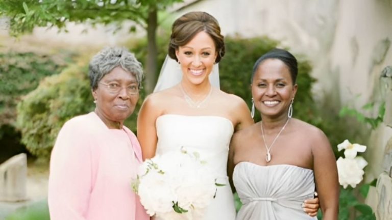 Darlene Mowry: Family Member, Tia & Tamera Mowry's Mother, Film ...